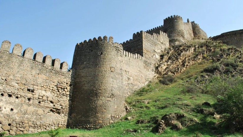 გორის ციხიდან რუსი ტურისტი გადმოვარდა