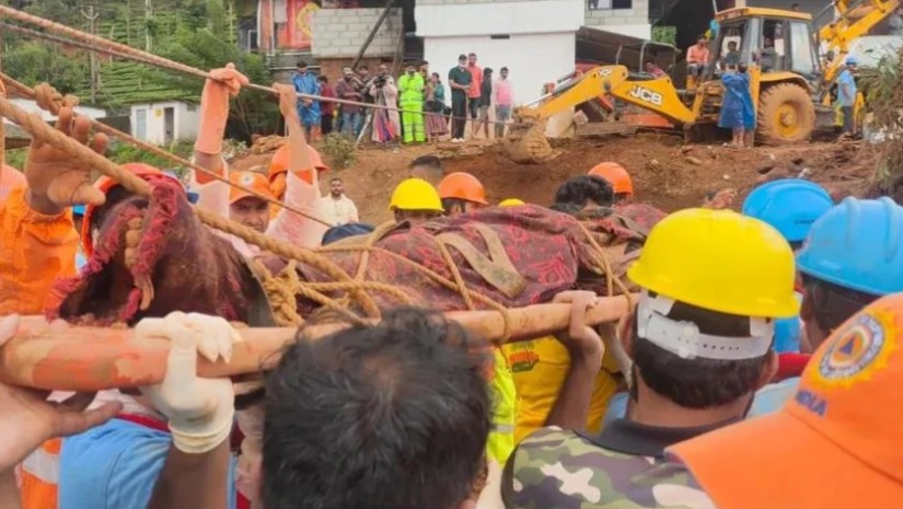 ინდოეთში წყალდიდობასა და მეწყერს ებრძვიან